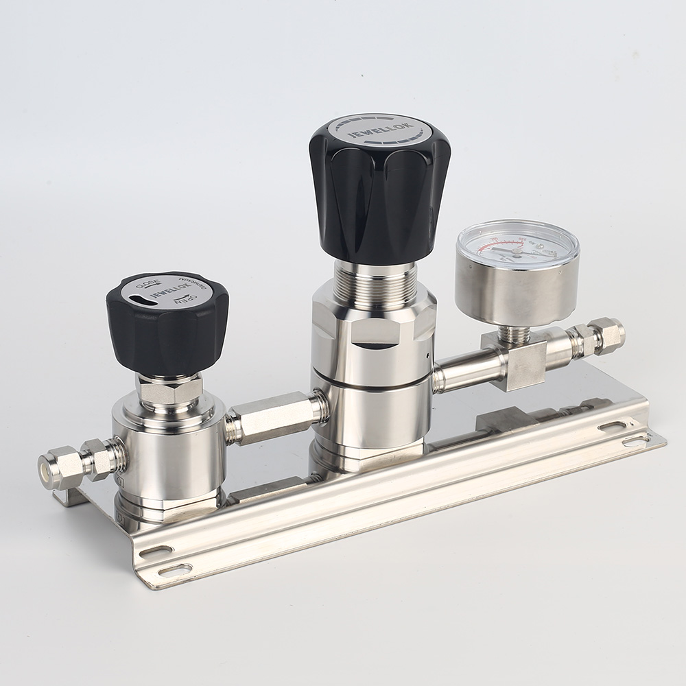 High Purity High Flow Pressure Control Regulators & Valves Gas Stick ...